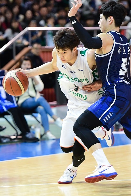 DB, KCC 잡고 3연패 탈출…'4연승' KGC 공동 선두 등극 : 네이트 스포츠