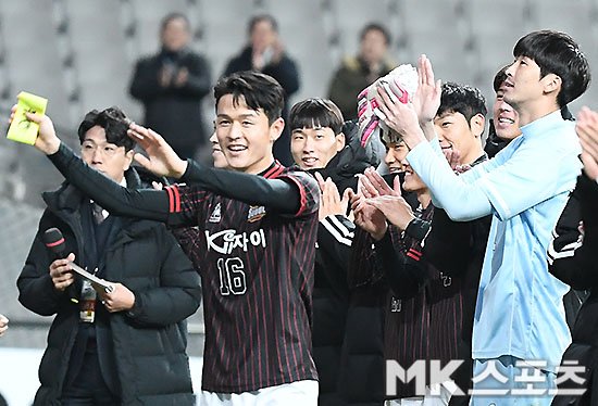 주세종 '3년만에 ACL 진출했어요' [MK포토] : 네이트 스포츠