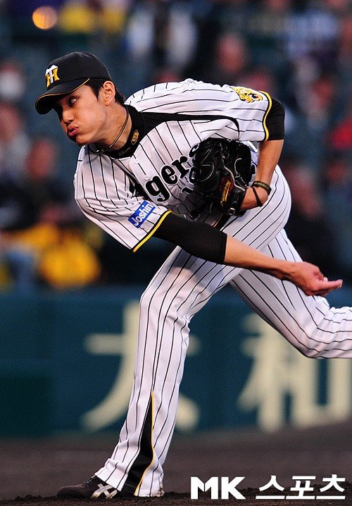 '미운 오리 새끼' 백조 변신하나, 포크볼 147km 캠프 MVP : 네이트 스포츠