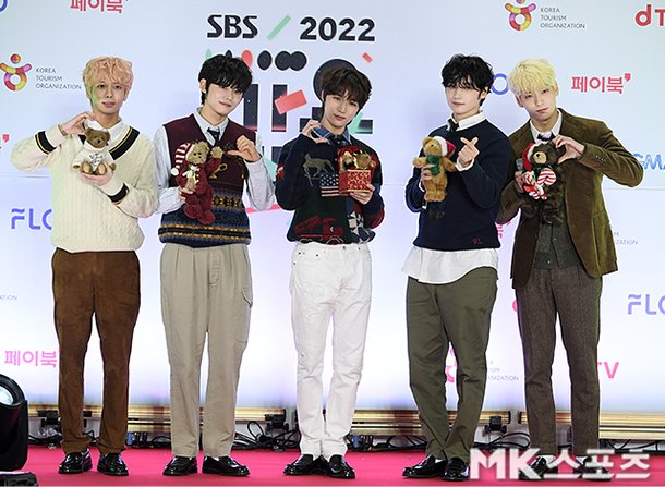 TXT '크리스마스 남친돌' [MK포토] : 네이트 연예