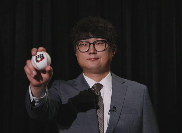 이젠 '123km' 한기주가 '160km' 역사 쓴 문동주에게 "제발 오랫동안 건강히 던져주길" [MK이슈] : 네이트 스포츠