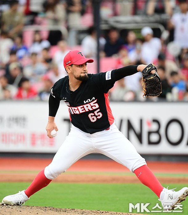 산체스 'KBO 설레는 데뷔전' [MK포토] : 네이트 스포츠