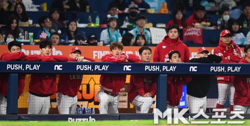 1년만에 우승 DNA 잃은 SSG, 무기력 3패 셧아웃 탈락 충격 [준PO3 현장] : 네이트 스포츠