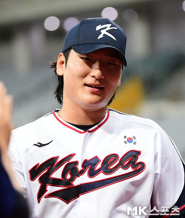 '임무 완수' APBC 결승전 선발 중책 맡은 곽빈, 日 상대 5이닝 6K 1실점 쾌투! [MK도쿄] : 네이트 스포츠