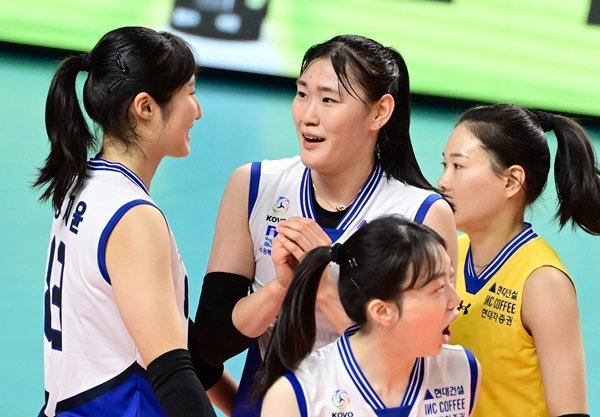 '현대건설→IBK→현대건설' FA 보상선수만 두 번…친정으로 돌아온 김주향, 첫 FA보다 중요한 게 있다 : 네이트 스포츠