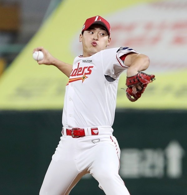'KKKKK' 모든 아웃카운트가 탈삼진이라니…SSG 新 필승조 탄생 "목표는 153km·20홀드" : 네이트 스포츠