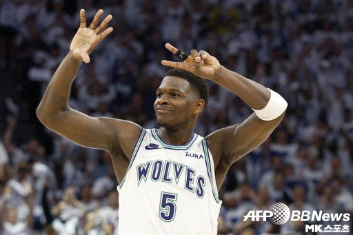 "끝까지 갑시다" 미네소타, 덴버에 45점차 대승…디펜딩 챔피언 최다 점수차 패배 [NBA PO] : 네이트 스포츠