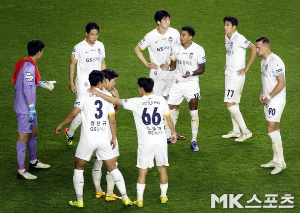 "90%까지 올라왔다" 첫 풀타임 제시 린가드 "K리그1 체력·몸싸움은 EPL과 아주 비슷해" [MK인터뷰] : 네이트 스포츠