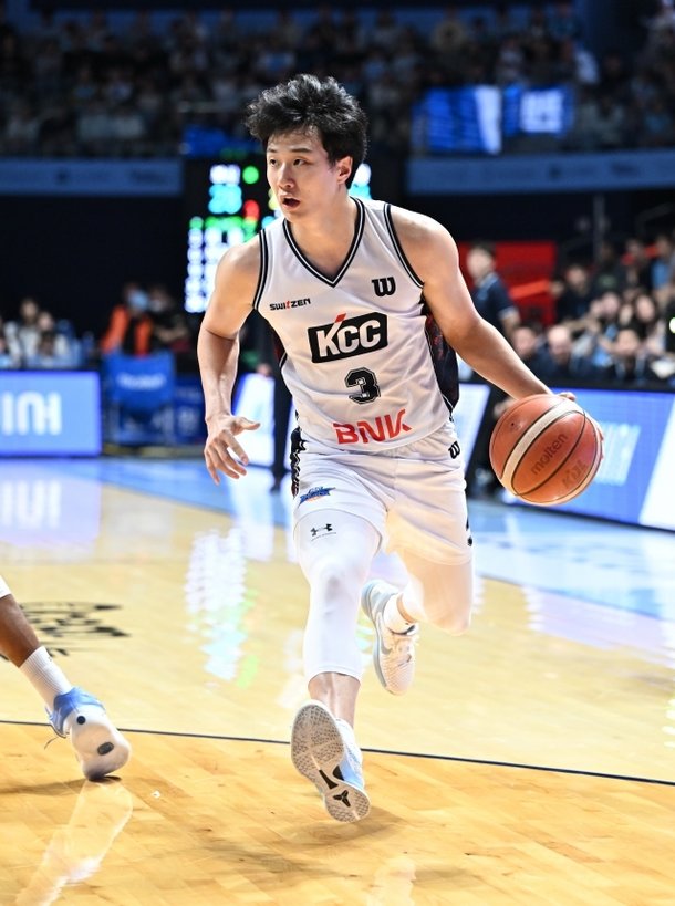 허웅의 KBL 데뷔 첫 '라엠' 보인다! '1R 최강' 유도훈의 정관장 잡으면 구부능선 넘어…KCC, 26년 만에 1R 1위 도전 : 네이트 스포츠