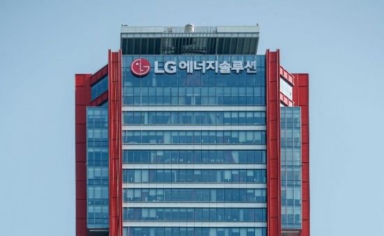 LG엔솔, 美 GM과 차세대 LMR 배터리셀 개발…2028년 상용화 : 네이트 뉴스