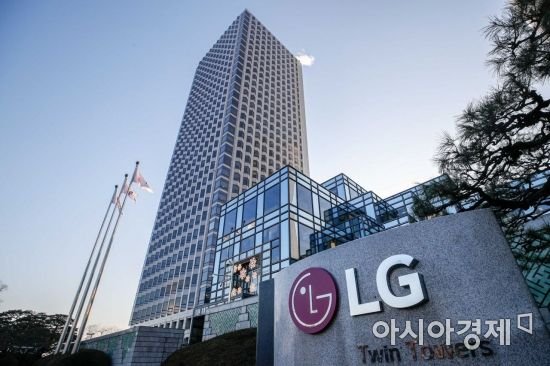 LG전자 3분기 영업익 6889억원 8.4%↓…매출도 하락 : 네이트 뉴스