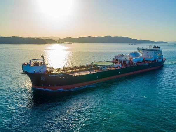 Samsung Heavy delivers Teekay's LNG double fuel propulsion shuttle ...