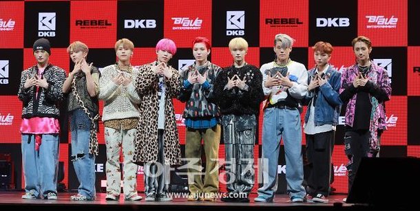 [포토] 강렬하게 돌아온 다크비(DKB) : 네이트 뉴스