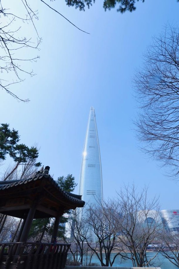 Lotte World Tower to go dark Saturday night for Earth Hour campaign ...