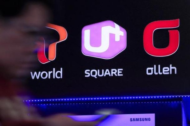 'AI 매출 3%' 공개한 SKT…KT·LG유플도 AICC·DC 확장 집중 : 네이트 뉴스