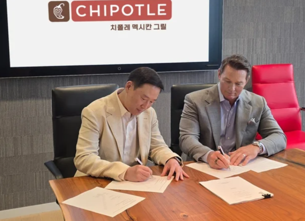 Chipotle lands, In-N-Out pops up ? Korea rises as test kitchen for ...