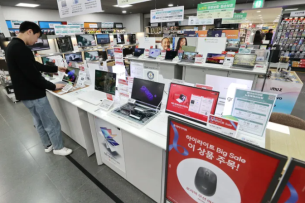 Strong memory prices, weak won fuel electronics inflation in Korea : 네이트 뉴스