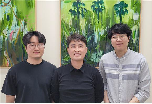 한국기술교육대 배진우 교수 연구팀 다방향 초점 적응형 렌즈 개발…세계 첫 성과 네이트 뉴스