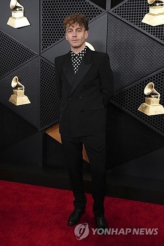 66th Annual Grammy Awards - Arrivals : 네이트 뉴스