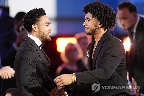 NBA Draft Basketball : 네이트 뉴스