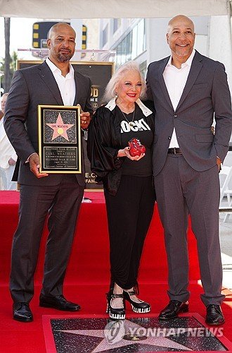 Carl Weathers Walk of Fame : 네이트 뉴스