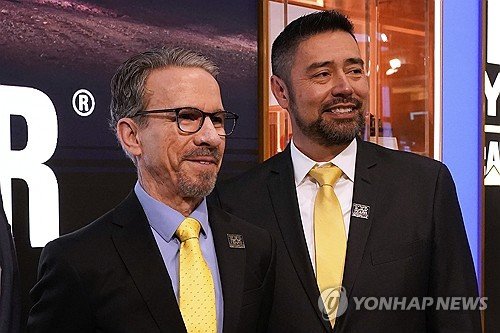 Financial Markets Wall Street Caterpillar CEO : 네이트 뉴스