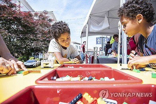 LEGO Store Opening: Huntsville, AL : 네이트 뉴스