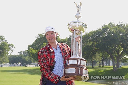 Colonial Golf : 네이트 뉴스