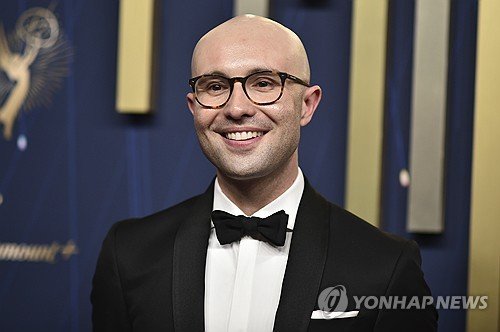 77th Primetime Emmy Awards - Arrivals : 네이트 뉴스