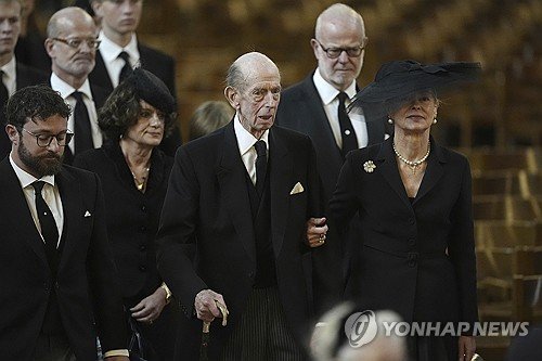 Britain Duchess of Kent Funeral : 네이트 뉴스