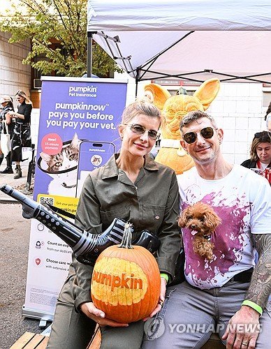 Pumpkin Pet Insurance x Tompkins Square Halloween Dog Parade in NYC ...