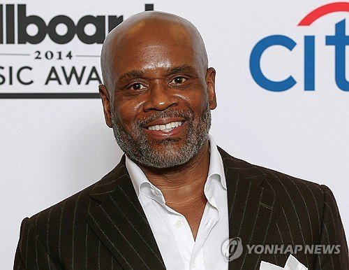 Music Executive Sued : 네이트 뉴스