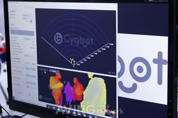 [월드IT쇼 2021 현장인터뷰] 시그봇, 2D와 3D 동시 인식할 수 있는 'Cyg-LiDAR' 공개…"내년 CES 참가해 해외 진출도 본격화" : 네이트 뉴스