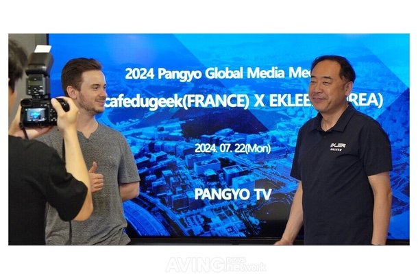 [Pangyo Tech] 에크리어, '판교 글로벌 미디어 밋업'에서 아이폰 미러링 · 안드로이드 DeX 지원 가능한 휴대용 모니터 소개해 : 네이트 뉴스