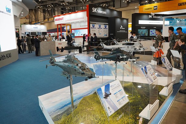 KAI, MADEX 2025서 글로벌 30여 개국 해군대표단에 미래전투체계 개발 능력 선보인다! : 네이트 뉴스