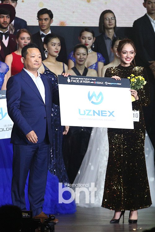[bnt포토] '2019 페이스 오브 아시아' UZNEX 상 제이미 사베론 : 네이트 뉴스