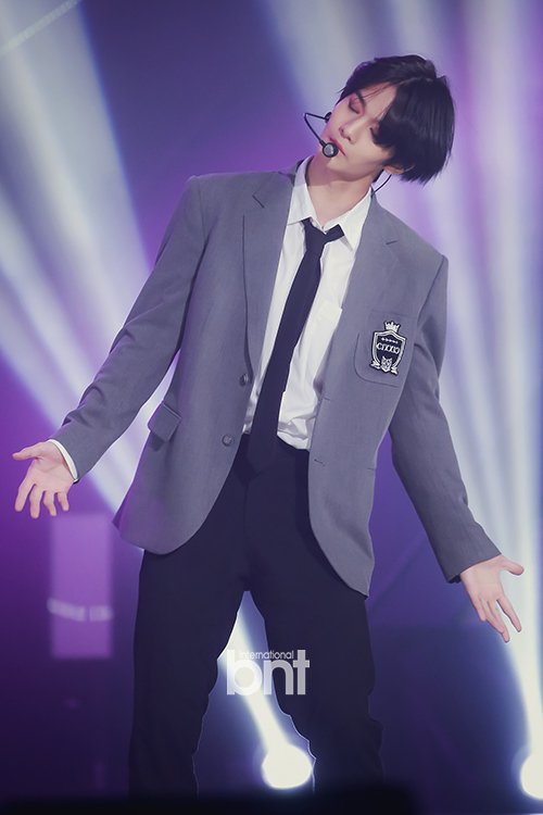 [bnt포토] CIX 배진영 '음~' : 네이트 뉴스