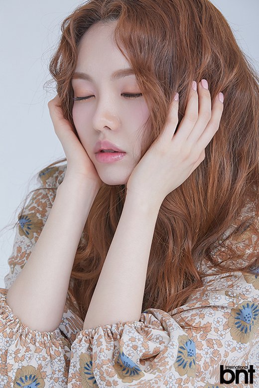 [bnt화보] 릴리 "가장 애착 가는 노래? 'Twenty'와 '괜찮아지면 안 돼'" : 네이트 뉴스