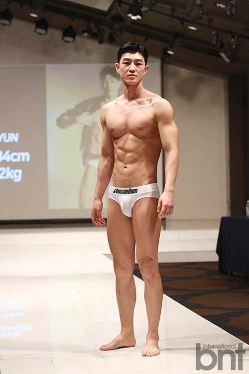 [bnt포토] '2020 미스터 인터내셔널 코리아' 2위 수상자 박강현 : 네이트 뉴스