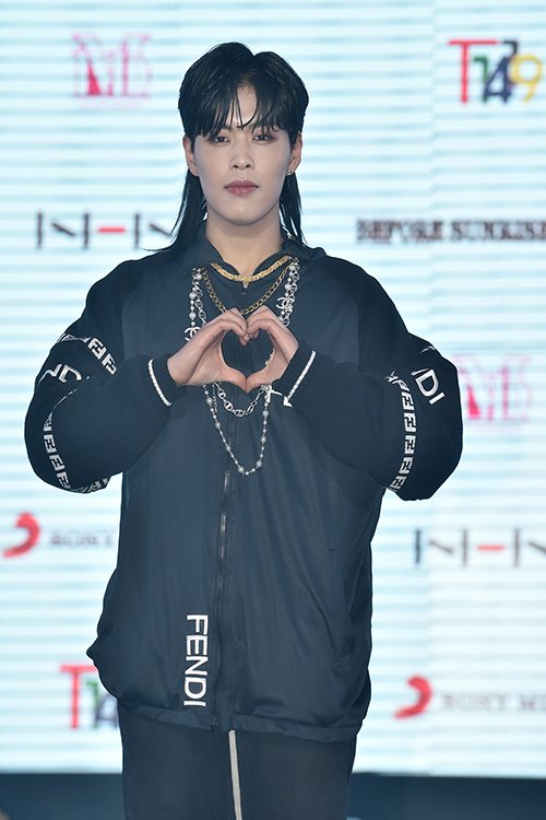 [포토] T1419 노아 '시선을 사로잡는 헤어스타일' : 네이트 뉴스