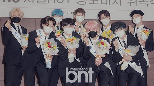 [bnt포토] T1419 '포즈보다 더 러블리한 마음씨' : 네이트 뉴스