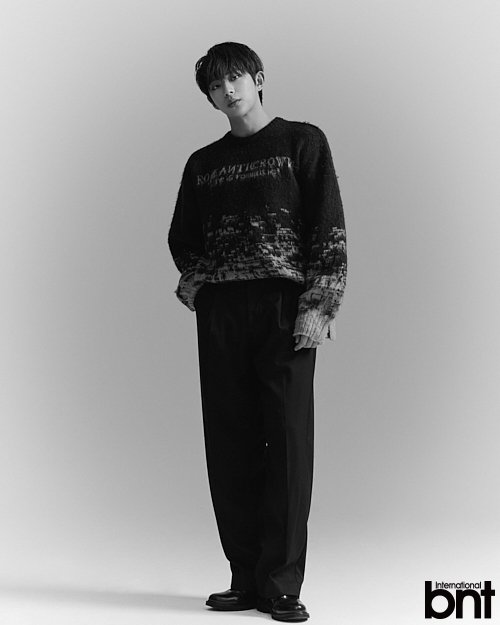 [bnt화보] 다크비 D1 "쉴 땐 침대 밖으로 나오지 않아, 오래 잘 땐 14시간 잘 때도 있어" : 네이트 뉴스