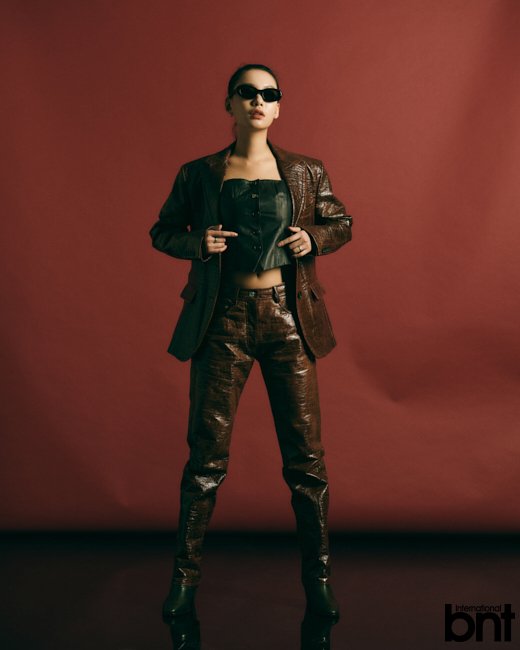 [bnt화보] IHQ '스폰서' 한슬 "작품 촬영 중 배역에 몰입하고 소통하는 과정 새롭게 경험" : 네이트 뉴스