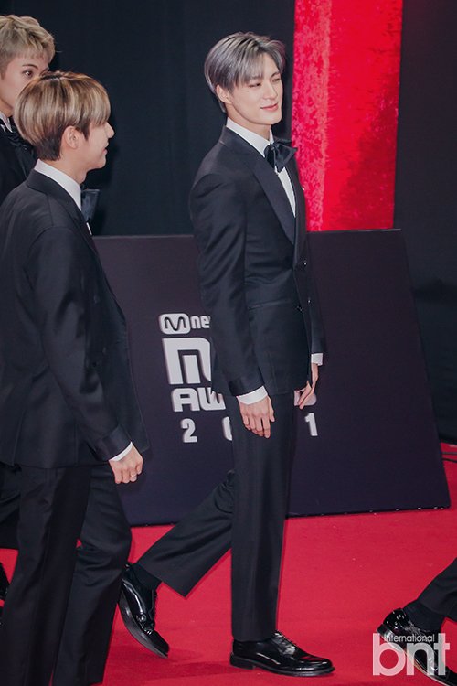 [bnt포토] NCT 제노 '우훗' : 네이트 뉴스