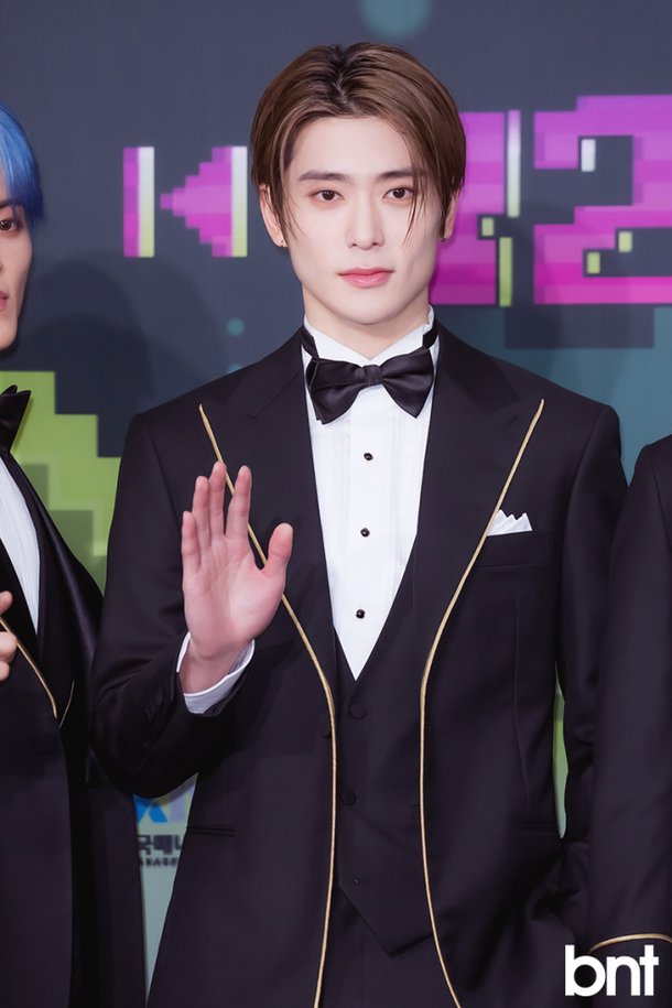 [bnt포토] NCT 127 재현 '형용할 수 없는 잘생김'(가요대축제) : 네이트 뉴스