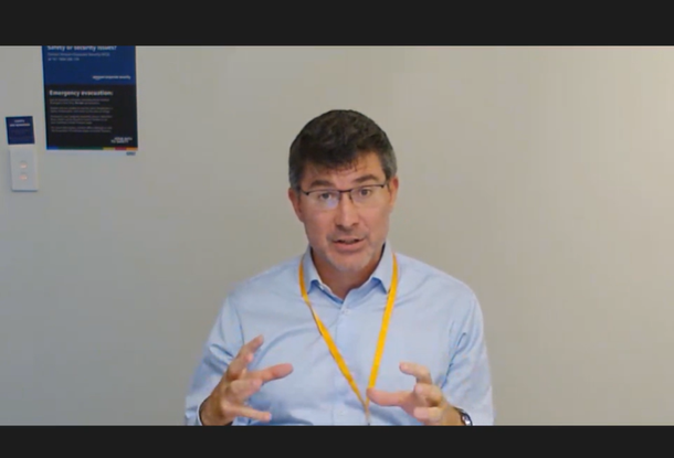 KT·네이버·NHN 버티는 공공 클라우드 노리는 AWS…CSAP '완화' 주장하는 이유 : 네이트 뉴스