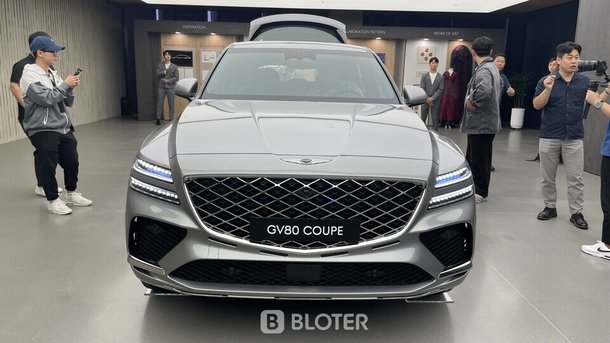 달라진 제네시스 GV80…27인치 '디스플레이 탑재' 쿠페 추가 [카미경] : 네이트 뉴스