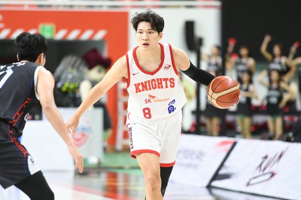 신비로운 강호 현대모비스, 절대 강자 SK에 도전장…속공 vs 진흙탕 싸움 : 네이트 스포츠