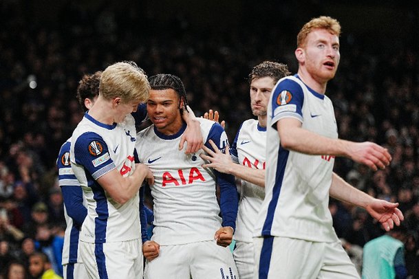 '00년대생 3인방 나란히 골맛' 토트넘, 엘프스보리 3-0 제압…UEL 16강 직행 : 네이트 스포츠
