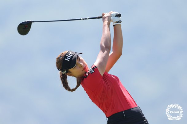 1년6개월만의 복귀전 윤이나 더블보기 2개 4오버파 : 네이트 뉴스